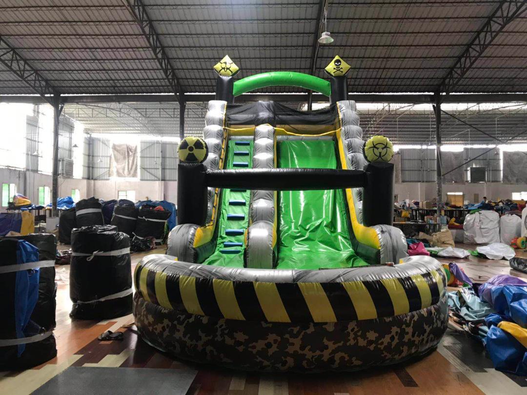 Toxic water slide (10x5.5x7)meter - Creative Cater Event Rentals